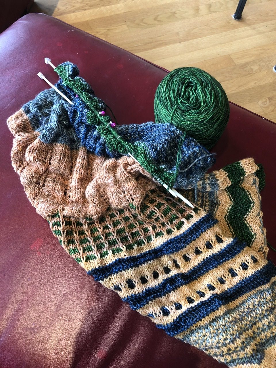 Barrels, monkeys – The Knitting Doctor